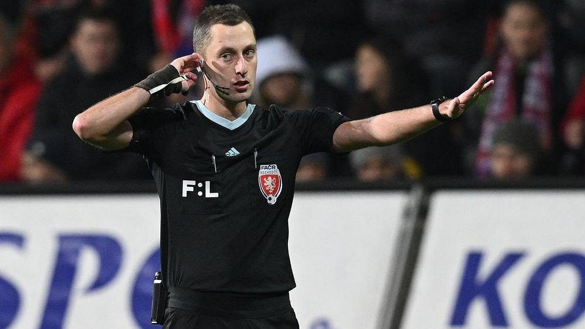 Radek Příhoda přišel se zásadním požadavkem na změnu fungování VAR | Stream