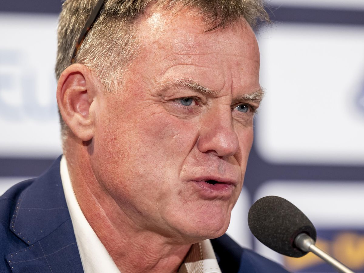 Diskuze - Hokejového reprezentanta Giose postřelil otec na honu ...