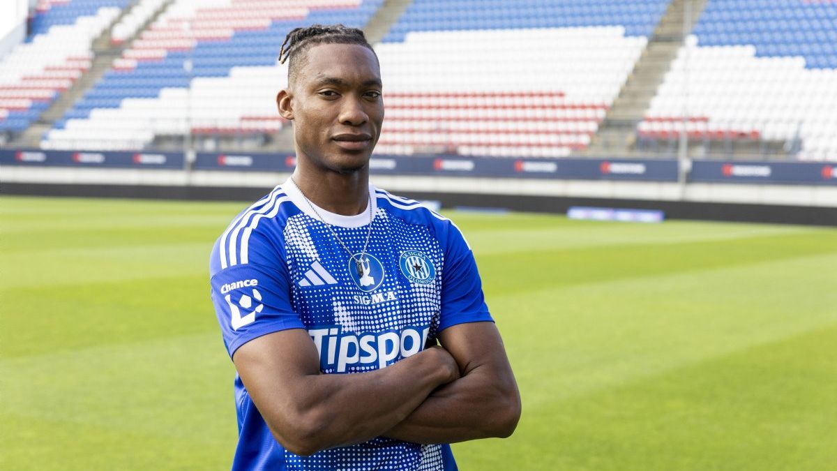 Půl roku a dost. Útočné kladivo se předčasně vrací do Slavie - Sport.cz