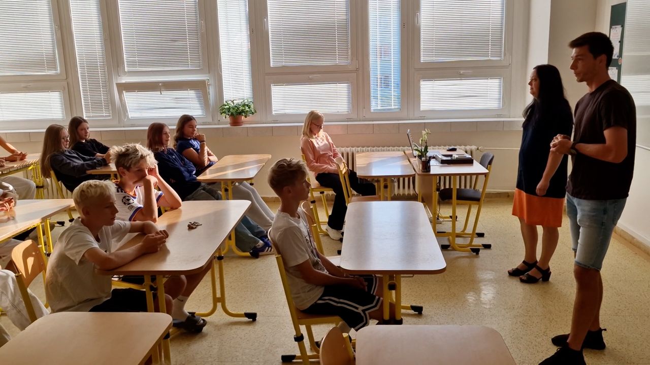 Prvoligový fotbalista a učitel tělocviku a matematiky Michal Cupák se ...