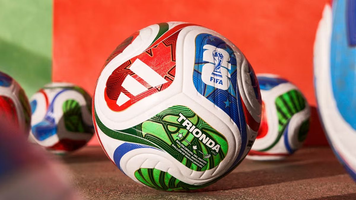 MS fotbal | FIFA představila oficiální míč pro nadcházející MS - Sport.cz